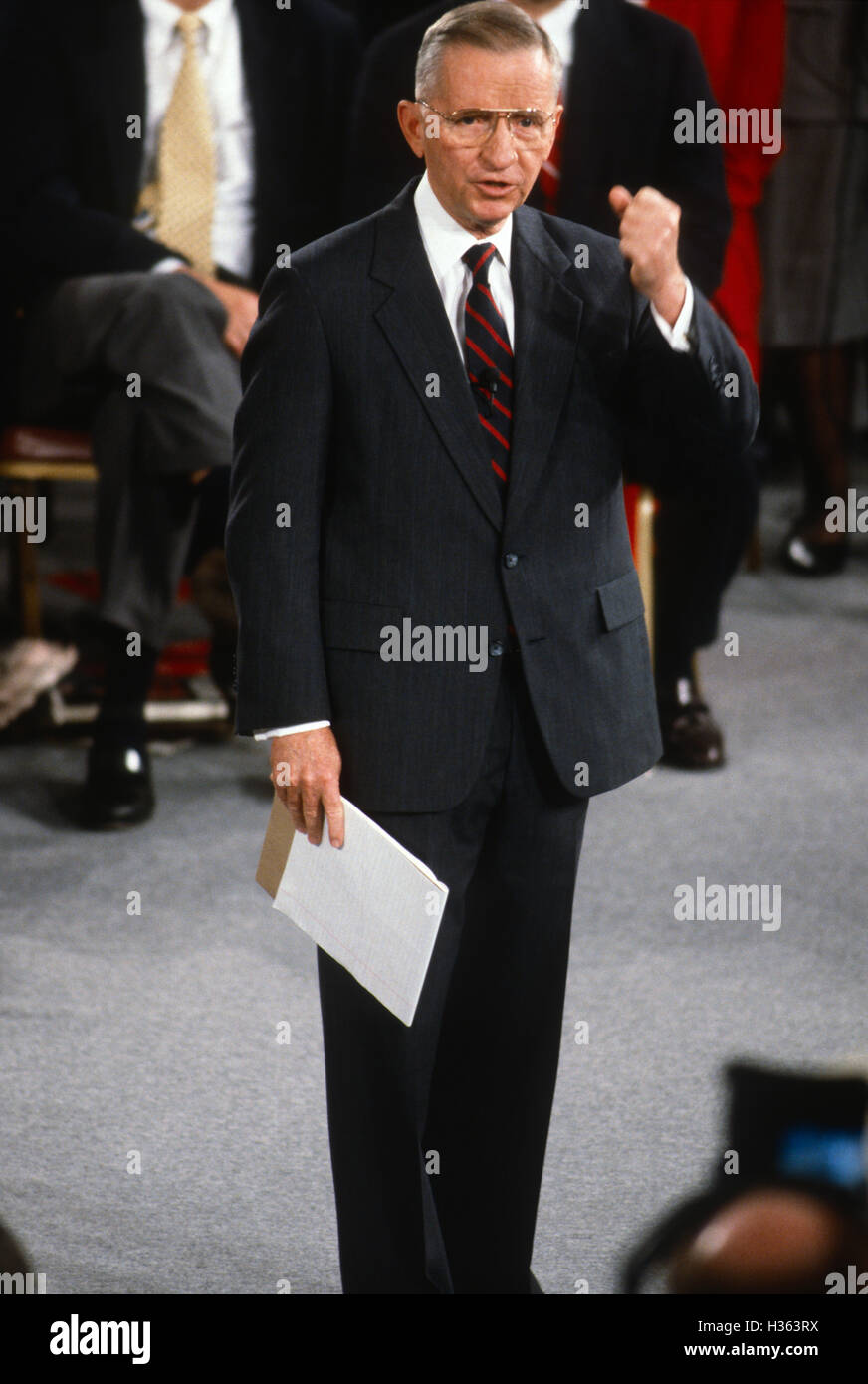 Ross perot debate hi-res stock photography and images - Alamy
