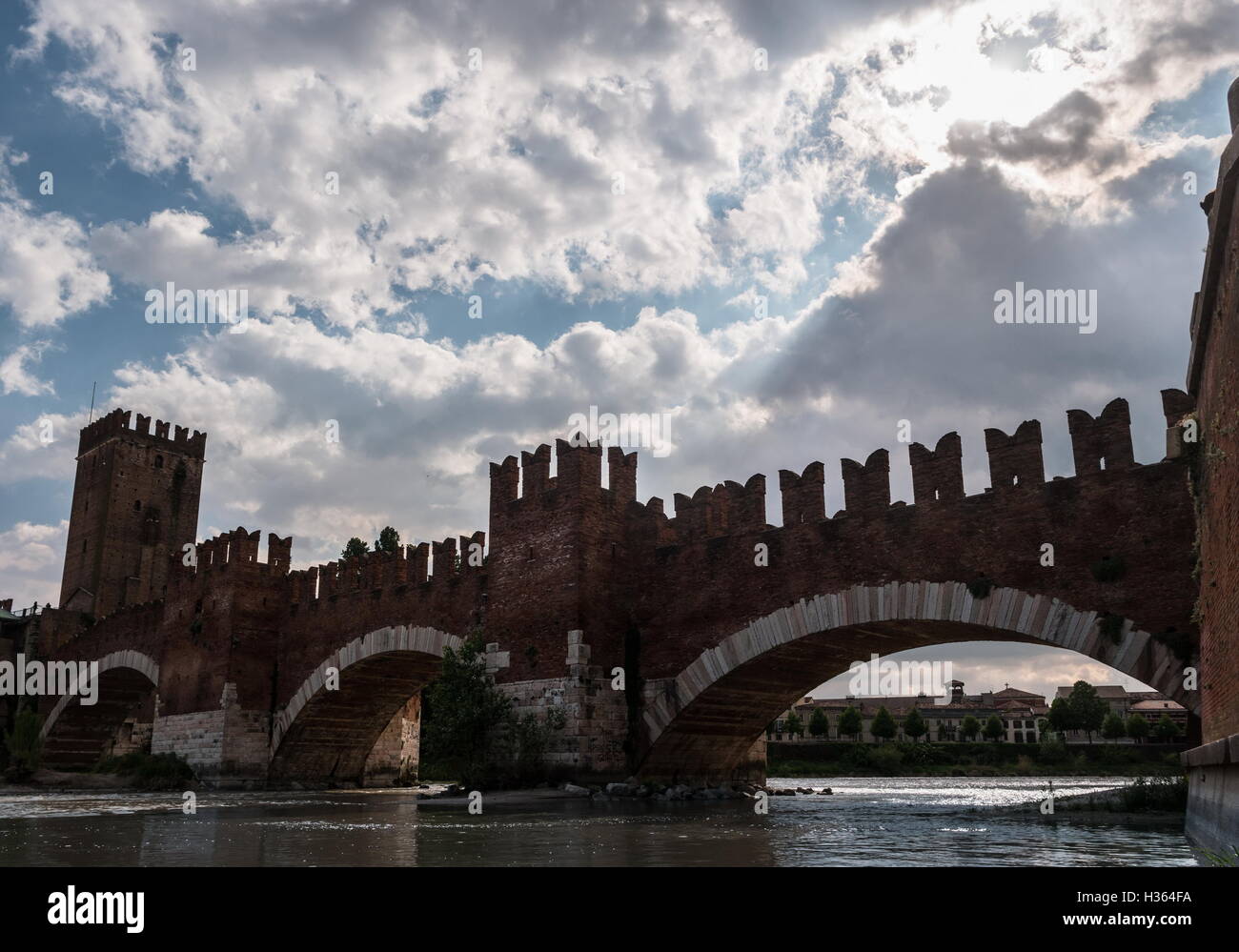 Medieval stone bridge Ponte Scaligero Stock Photo - Alamy