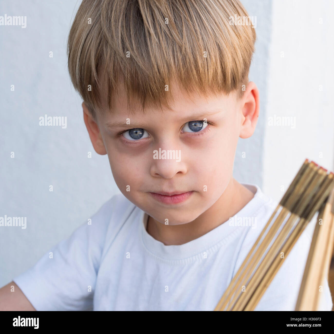 portrait of a cute boy Stock Photo - Alamy