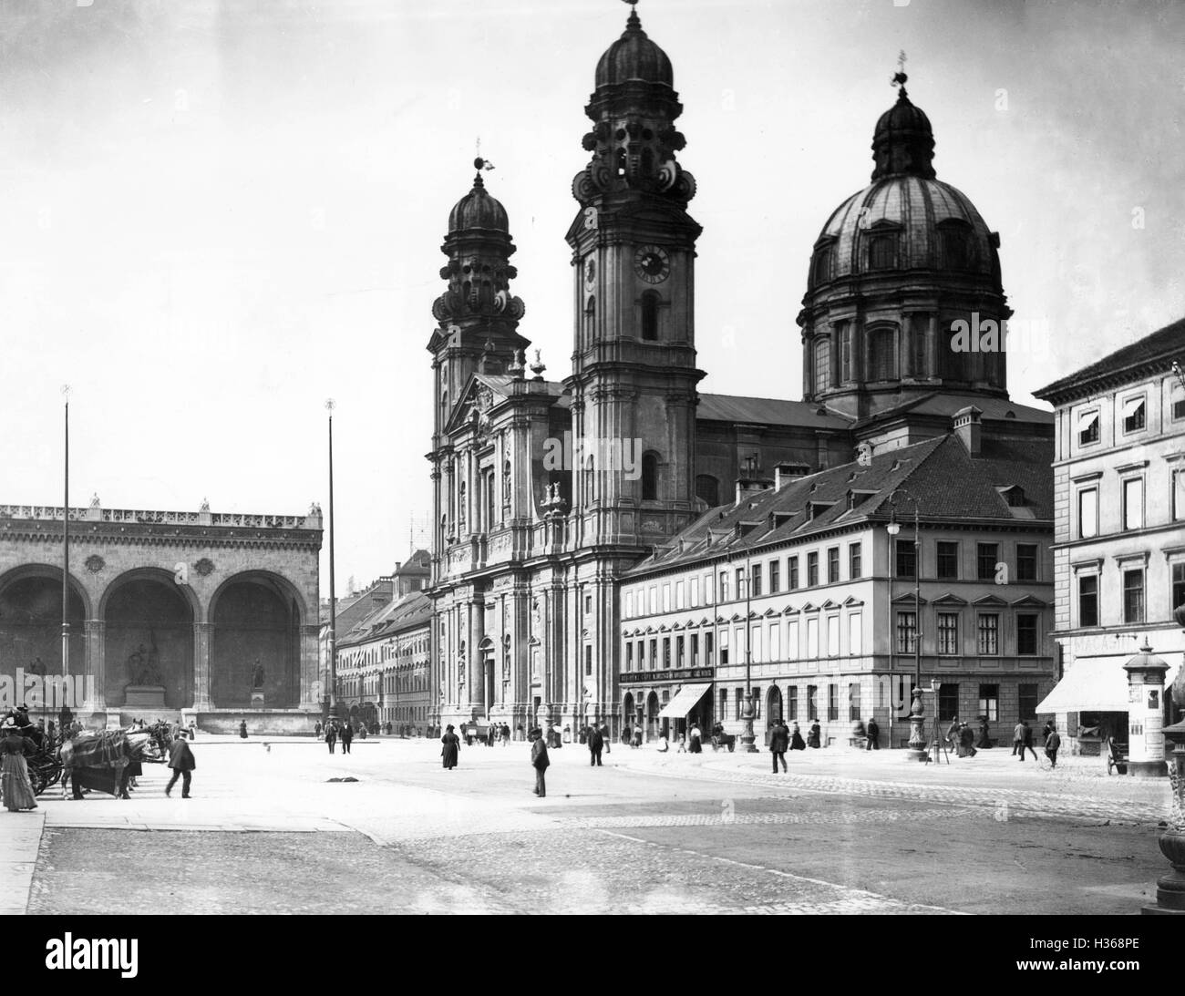 Odeonsplatz in Munich Stock Photo - Alamy