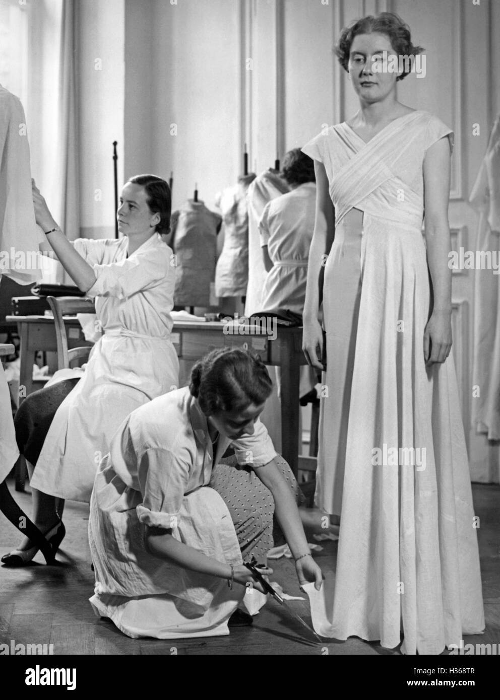 Instruction in the German Master School for Fashion in Munich, 1937 ...
