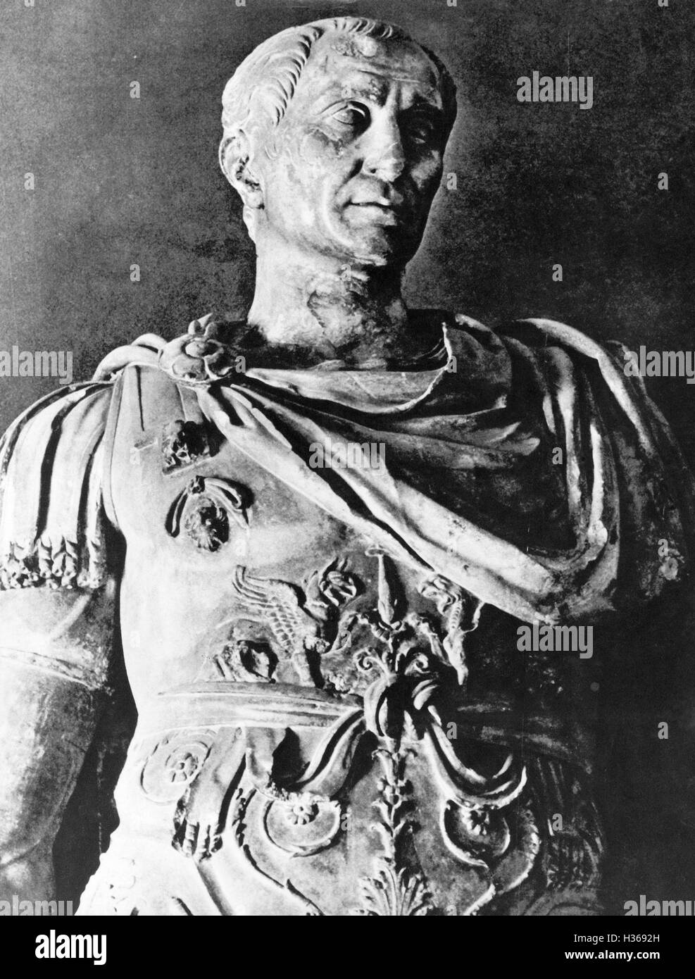 Bust of julius caesar Black and White Stock Photos & Images - Alamy