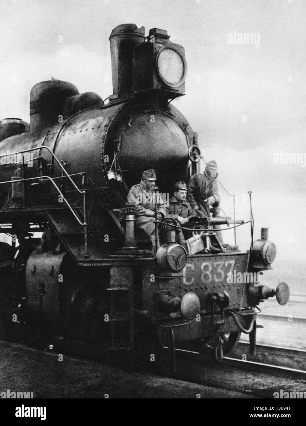 Soldier ukraine gun Black and White Stock Photos & Images - Alamy