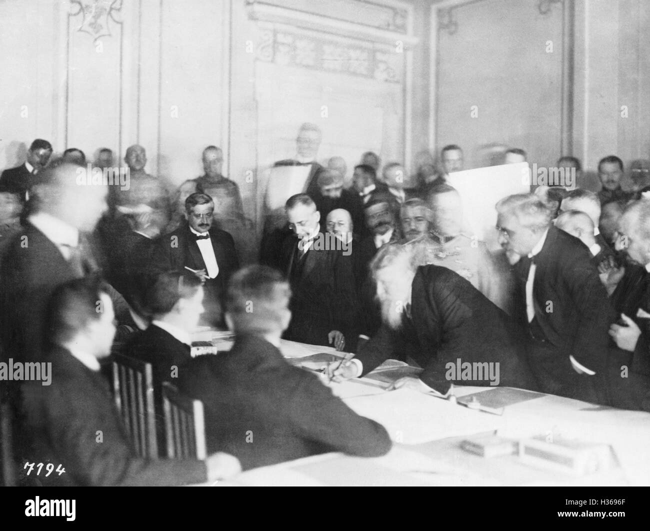 Peace agreement between Ukraine and Germany, 1918 Stock Photo - Alamy