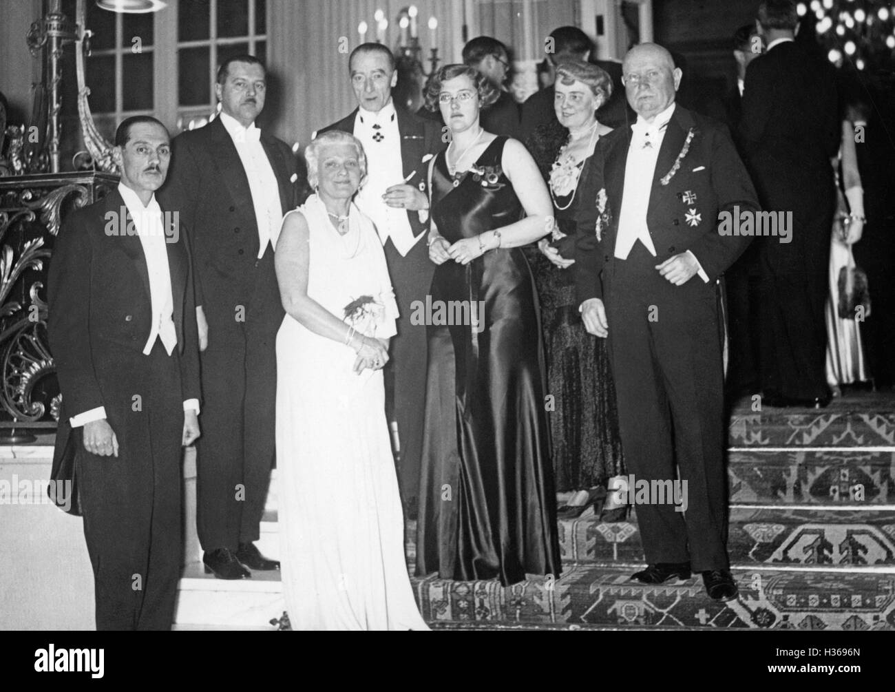 Russian emigres in Berlin, 1934 Stock Photo - Alamy