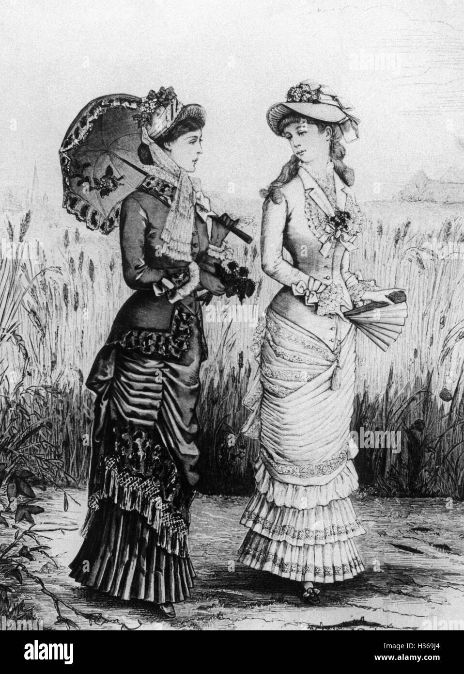 Womans headgear hi-res stock photography and images - Alamy