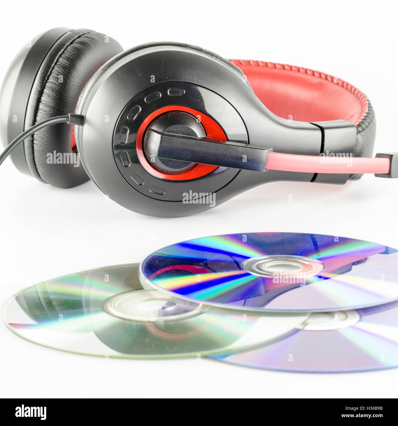 headphone and cd Stock Photo - Alamy