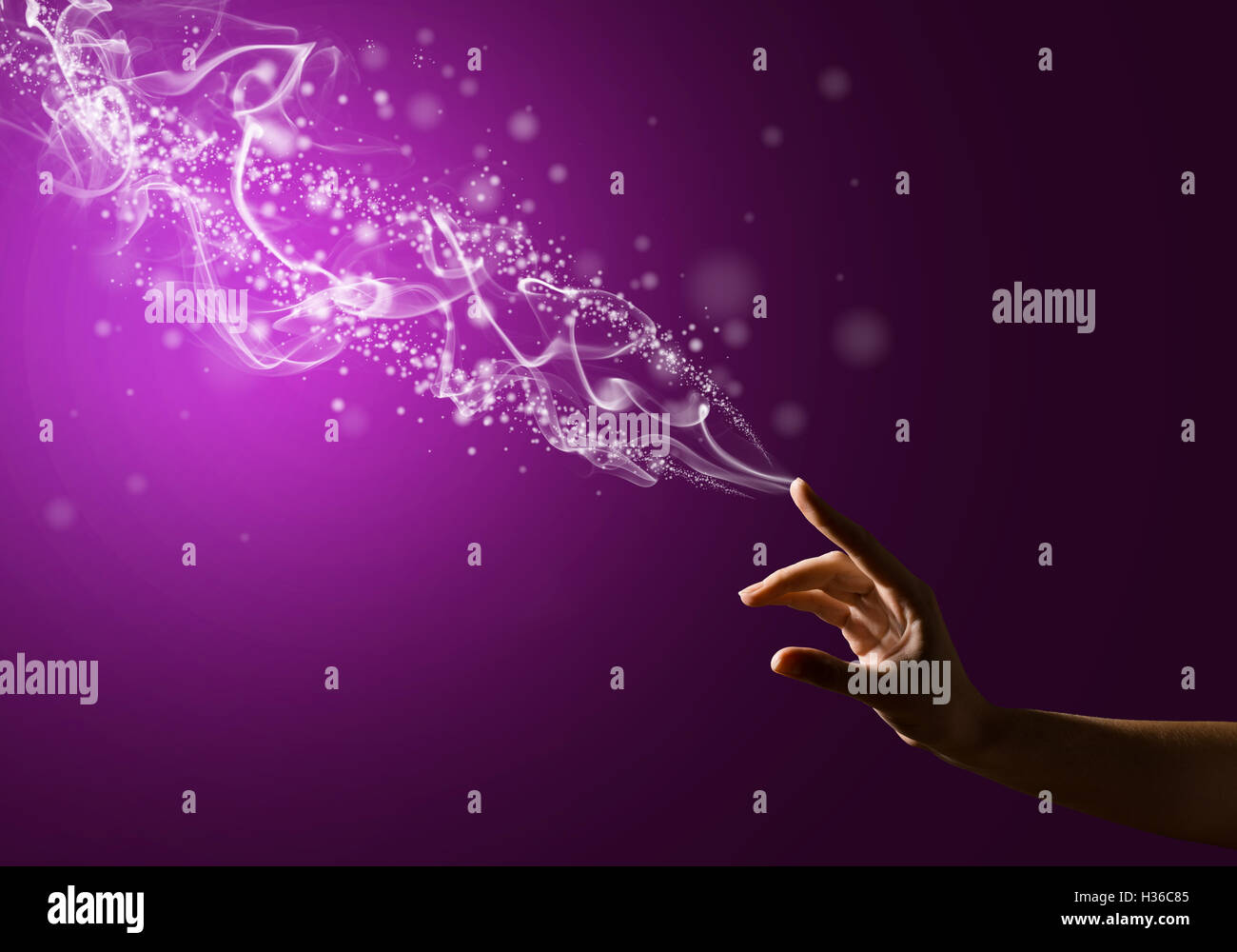 Abstract snap hi-res stock photography and images - Alamy