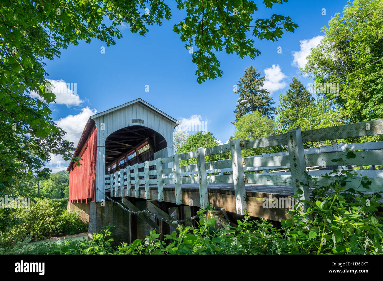 Currin Covered Bridge on the Row River in Cottage Grove, Oregon Stock ...