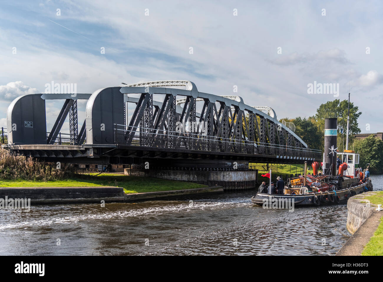 Steam tug Kerne pictured in the river Weaver at Sutton Weaver. West ...