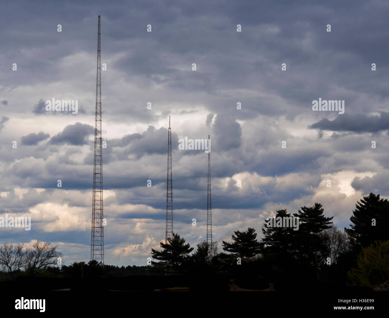 Antenna towers hi-res stock photography and images - Alamy