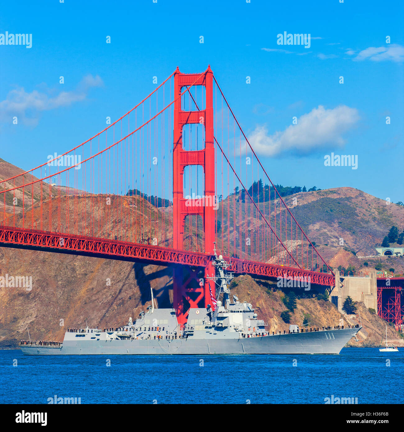 Army boat hi-res stock photography and images - Alamy