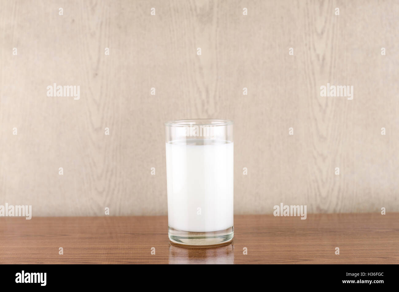 milk in a glass Stock Photo - Alamy