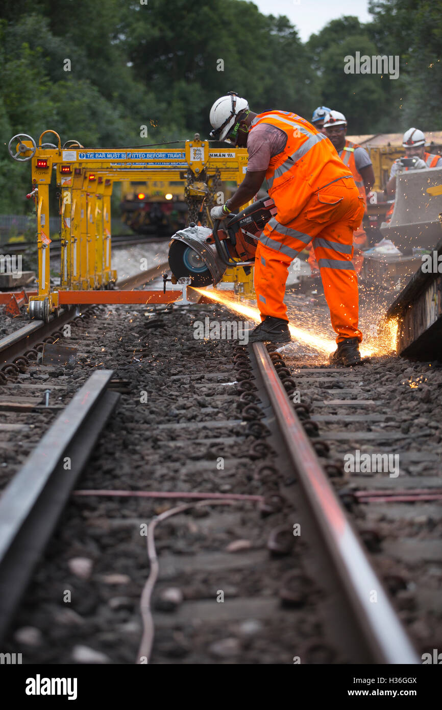 London Underground engineers working on Northern Line track replacement ...