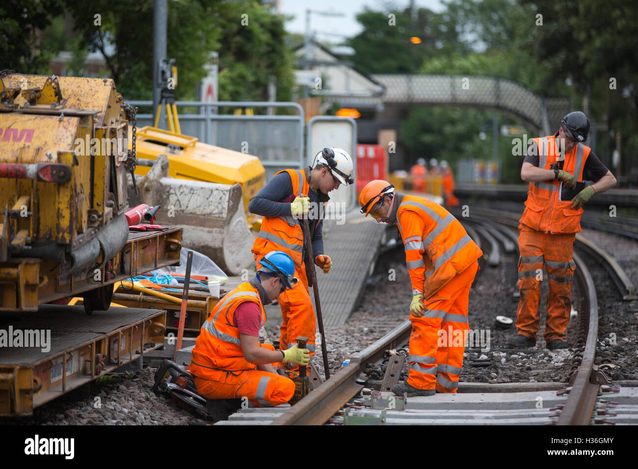 London Underground engineers working on Northern Line track replacement ...