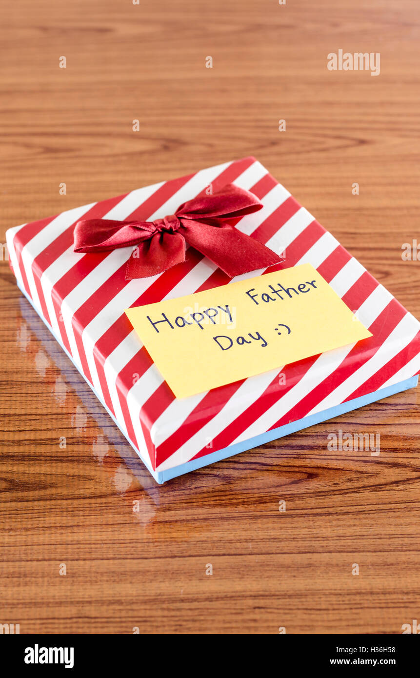 Stereotypical dad hi-res stock photography and images - Alamy