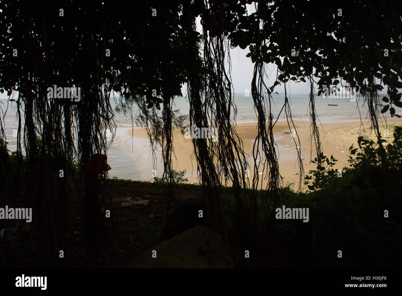 Karwar hi-res stock photography and images - Alamy