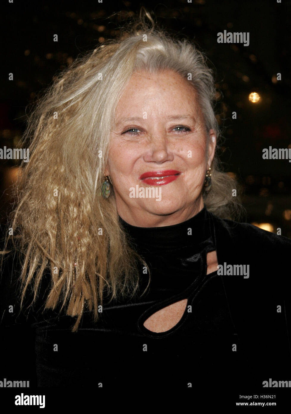 Sally Kirkland Stock Photos & Sally Kirkland Stock Images - Alamy