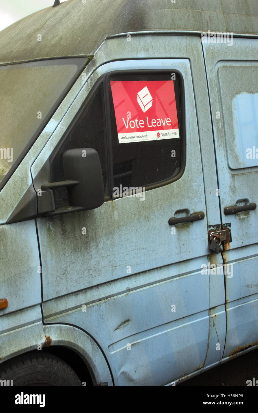 Old white van with Vote Leave poster EU referendum Stock Photo - Alamy