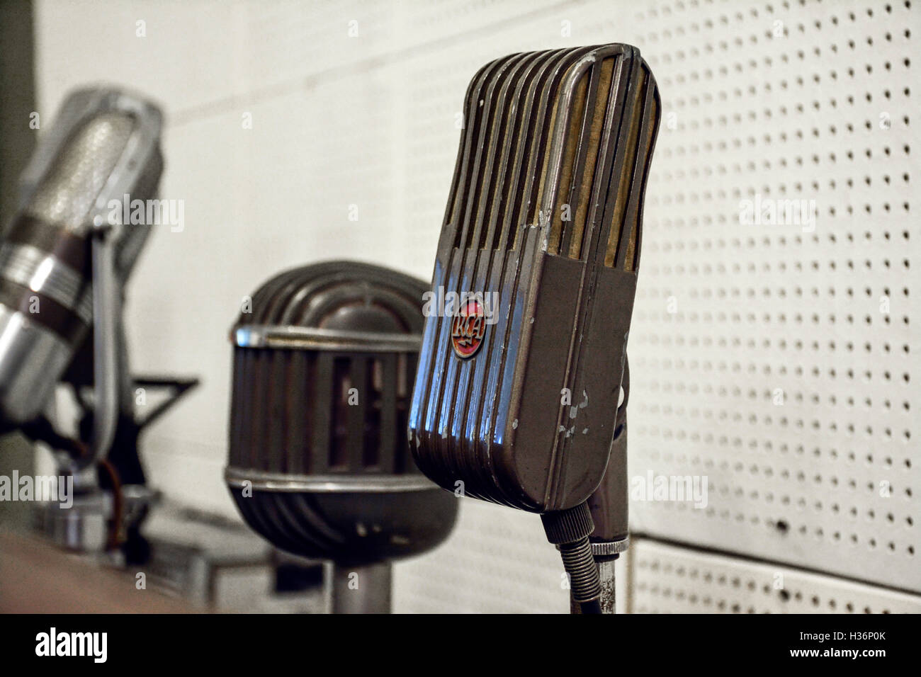 Vintage, Original Microphones used by Elvis Presley & Johnny Cash ...