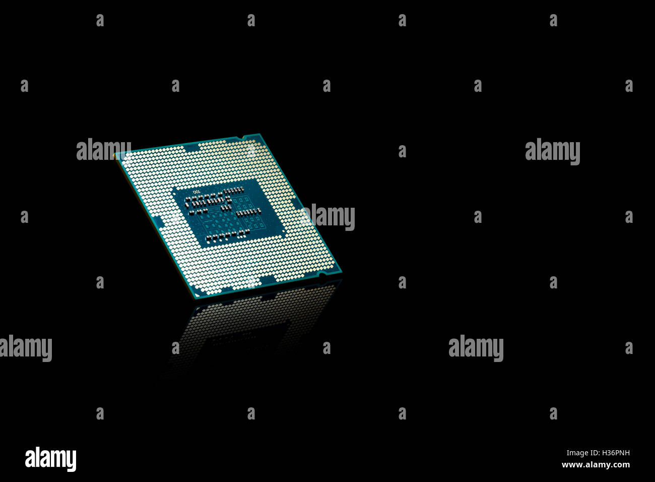 Computer processor hi-res stock photography and images - Alamy