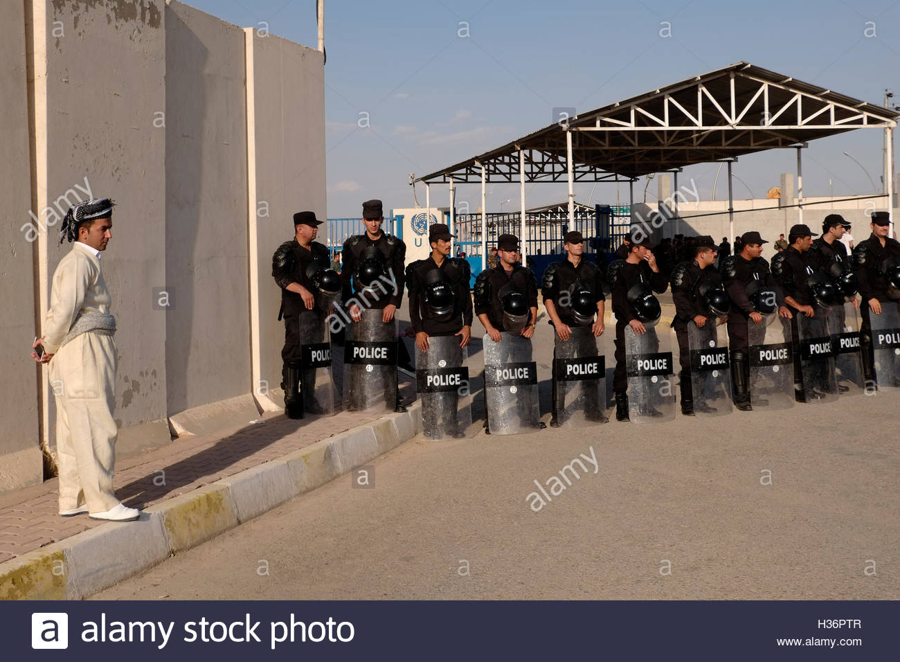 Civilian And Police Stock Photos & Civilian And Police Stock Images - Alamy