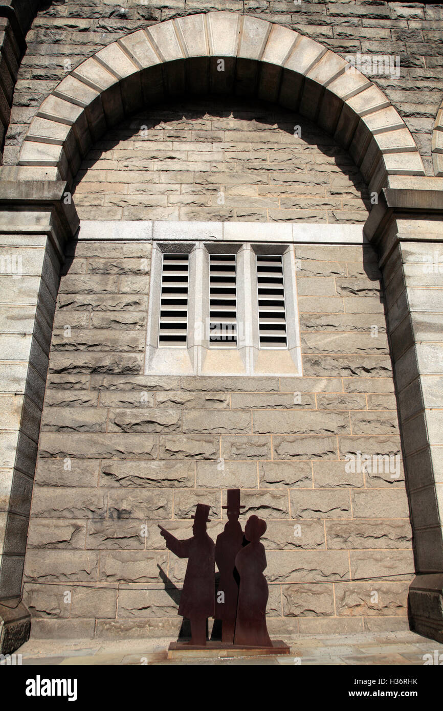 The statue marked anchorage of Brooklyn Bridge in Brooklyn side ...