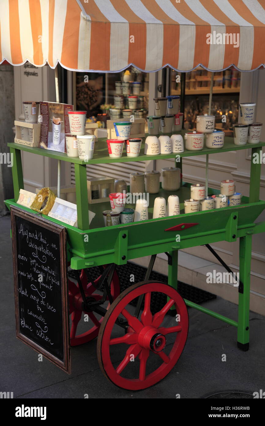 Tea display hi-res stock photography and images - Alamy