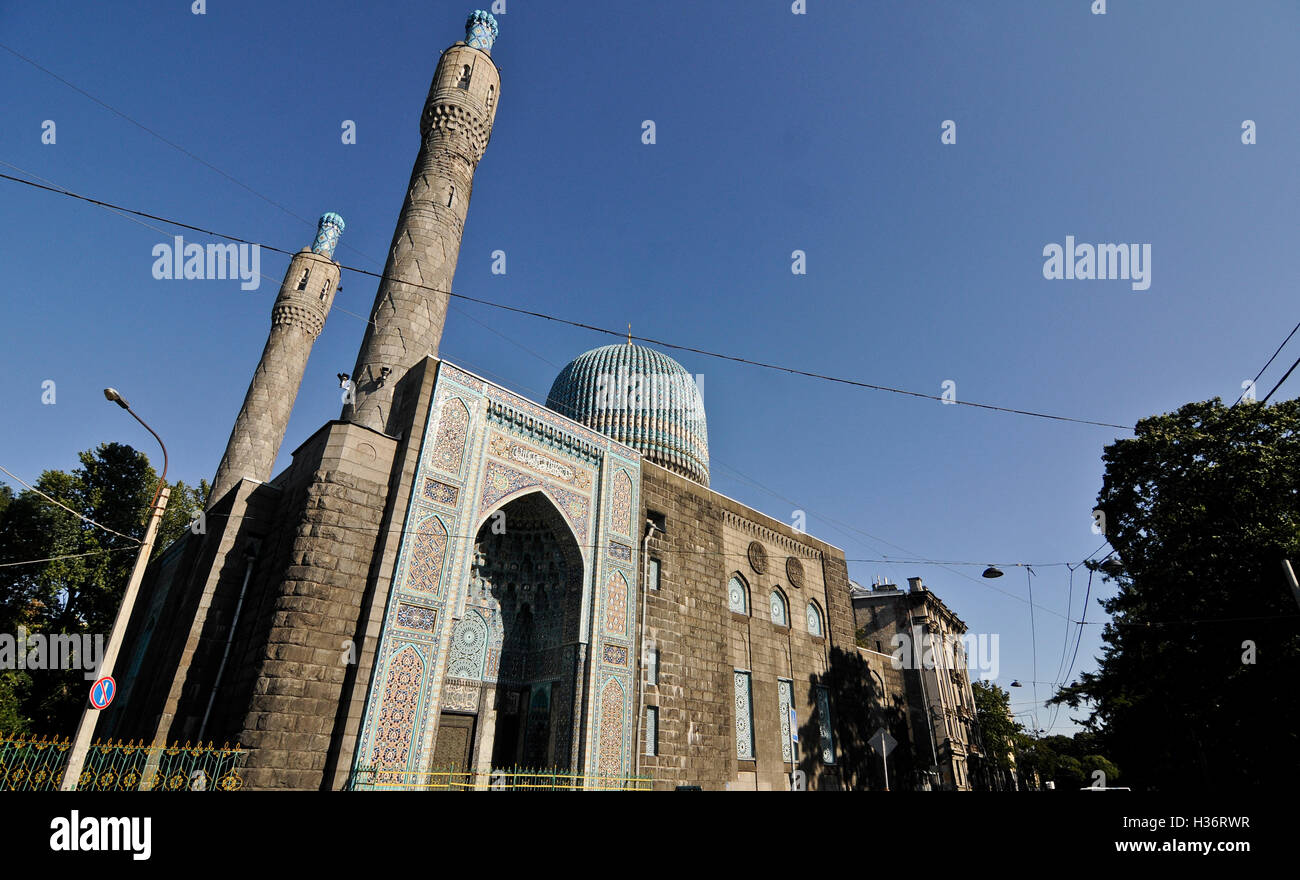 Turquoise mosque hi-res stock photography and images - Alamy