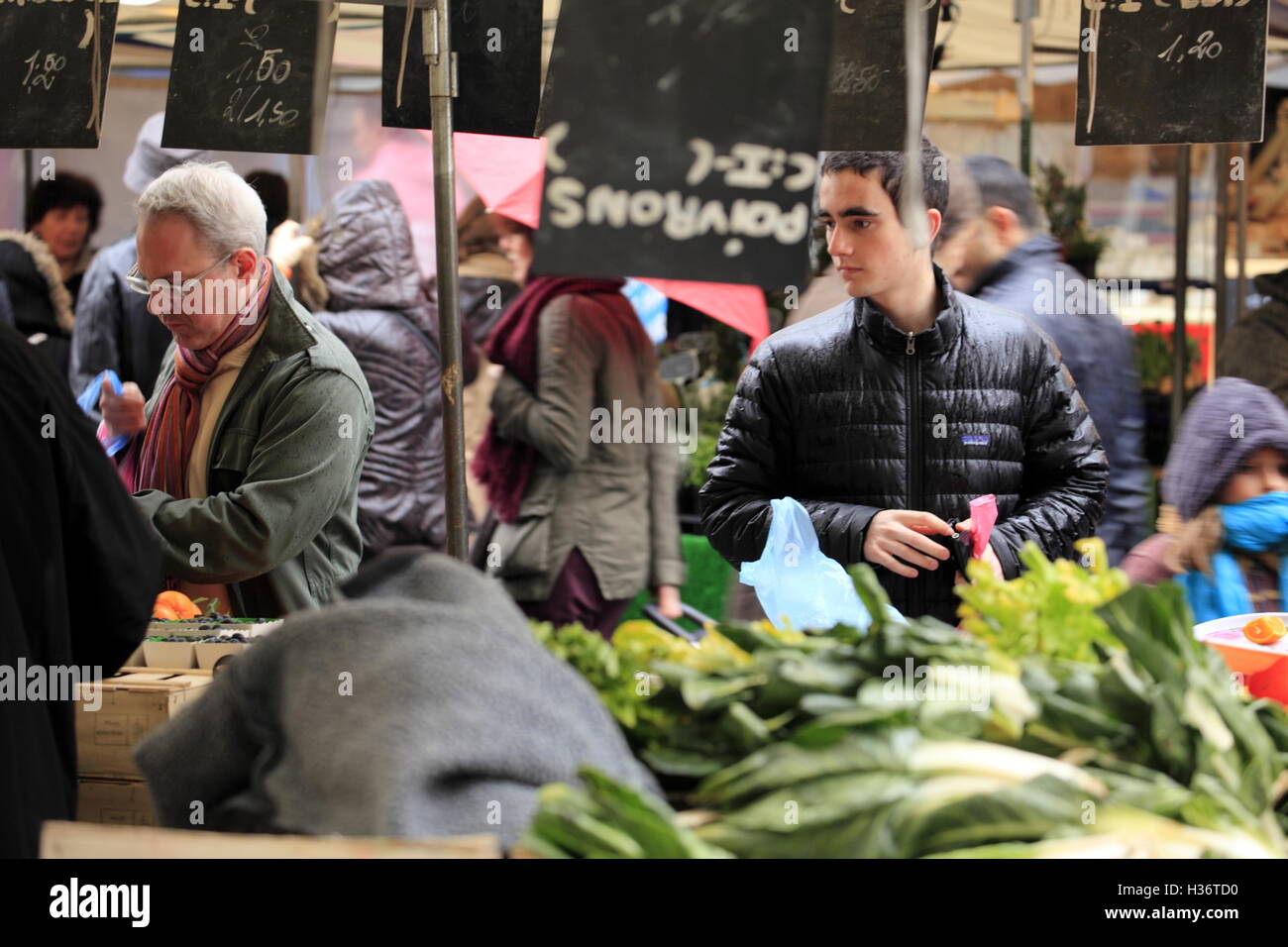 Marche d’aligre hi-res stock photography and images - Alamy
