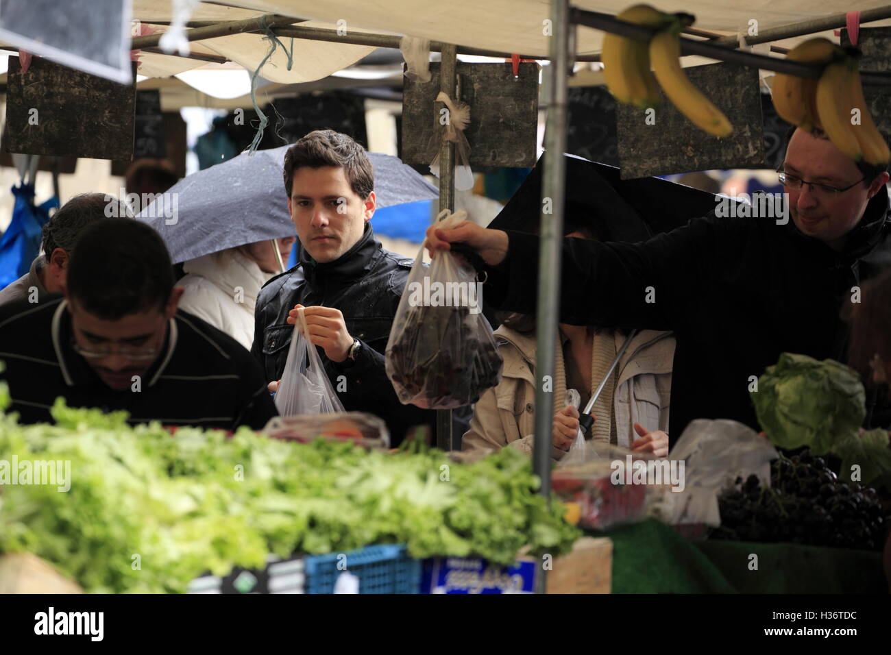 Marché daligre paris hi-res stock photography and images - Alamy