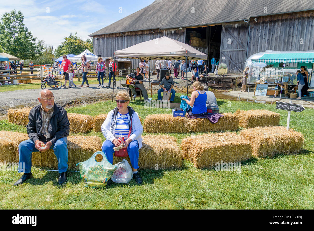 Deja Vu Vintage Market, Wellbrook Winery, Delta, British Columbia ...