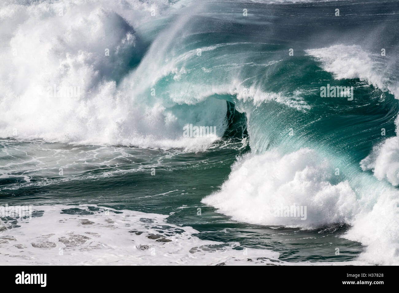 Waimea Bay Big OceanWave Stock Photo - Alamy