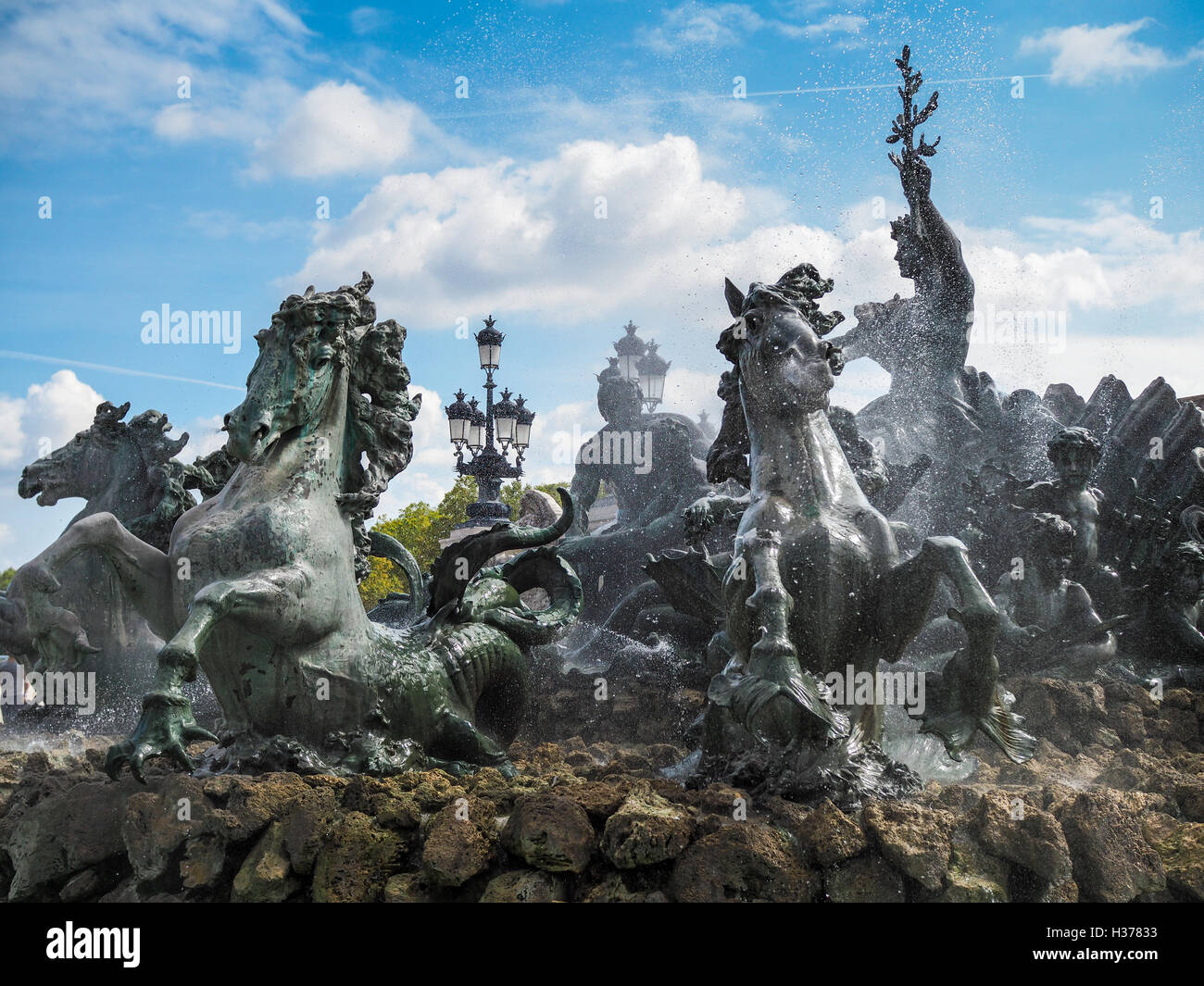 Monument to the Girondins in Place des Quincones Bordeaux Stock Photo ...
