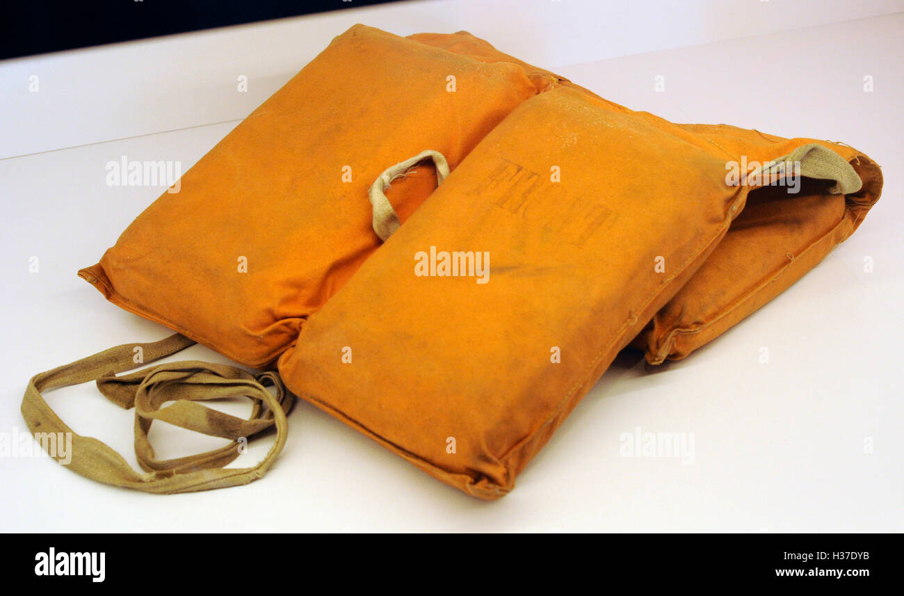 Lifejacket from the 1950's. Cotton and synthetic foam. Norwegian ...