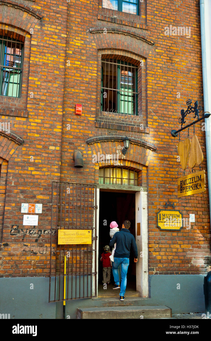 Muzeum Piernika, Gingerbread museum, old town, Torun, Pomerania, Poland ...