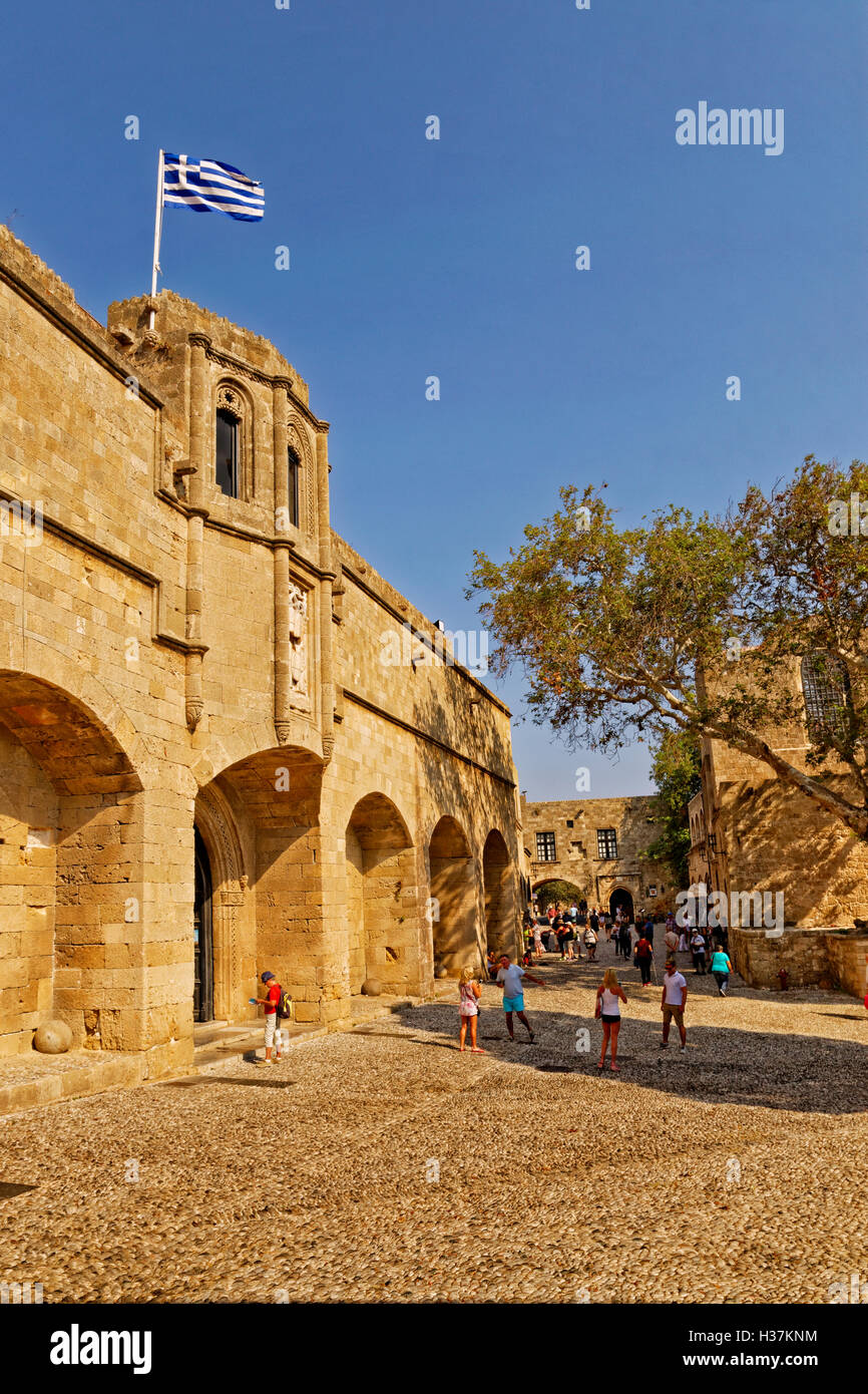 Knights hospital hi-res stock photography and images - Alamy