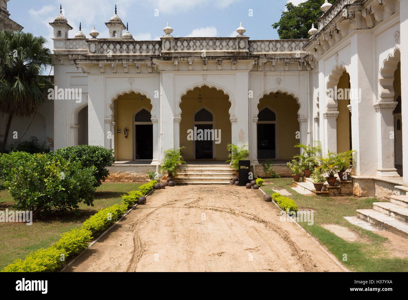 Chowmahalla palace hi-res stock photography and images - Alamy