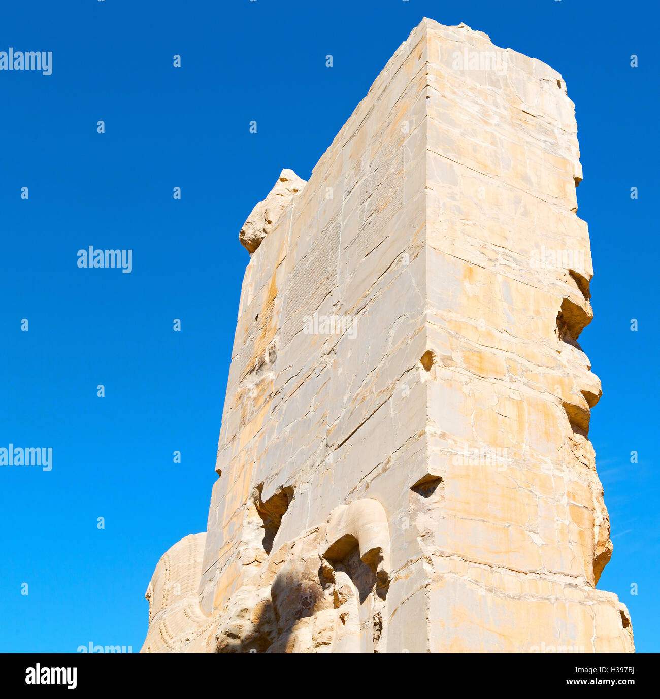 blur in iran persepolis the old ruins historical destination monuments ...