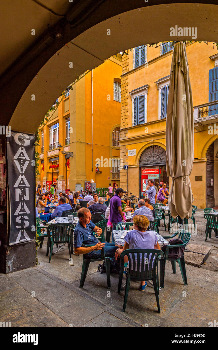 Parma centro hi-res stock photography and images - Alamy