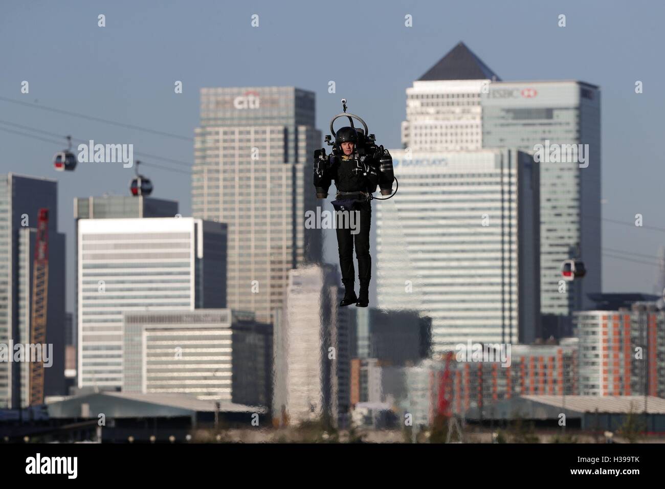 David Mayman pilots the JB-10 Jetpack flying machine over the Royal ...
