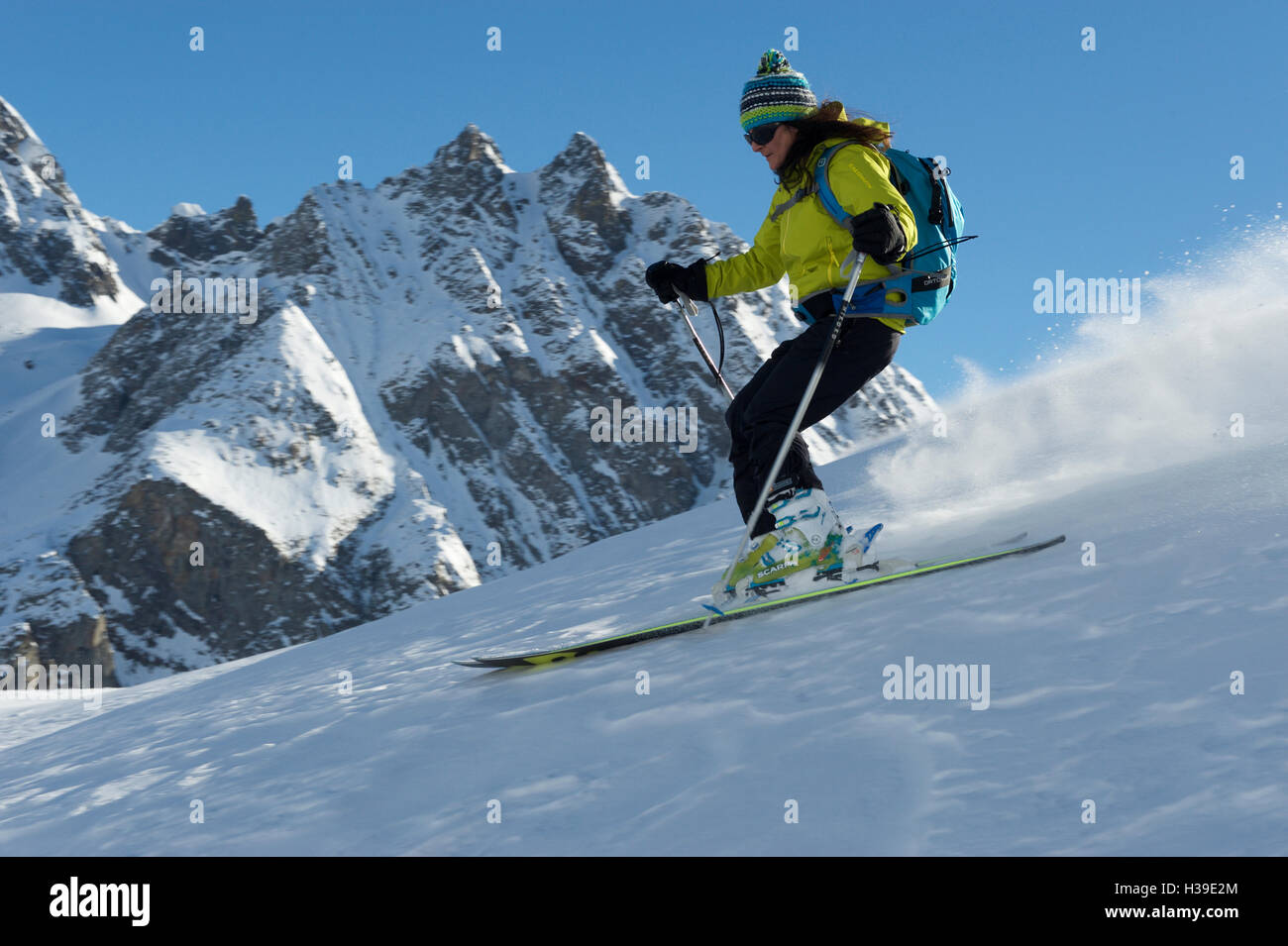 Alps ski woman hi-res stock photography and images - Alamy