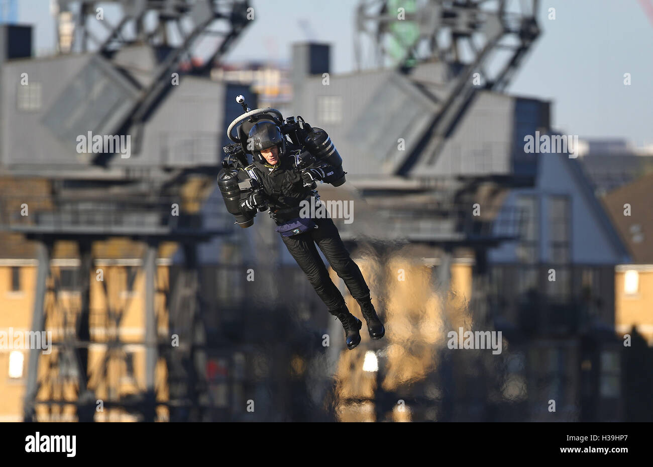David Mayman pilots the JB-10 Jetpack flying machine over the Royal ...