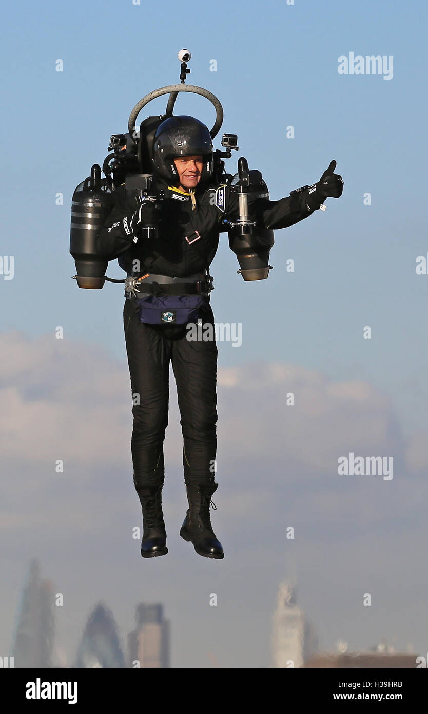 David Mayman pilots the JB-10 Jetpack flying machine over the Royal ...