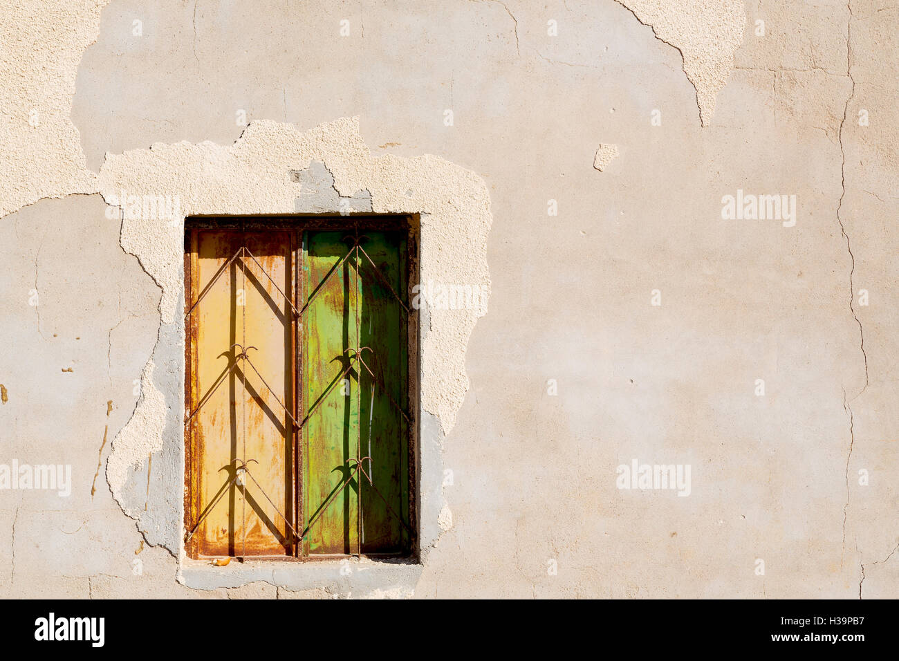in oman the old ornate window for the mosque Stock Photo - Alamy