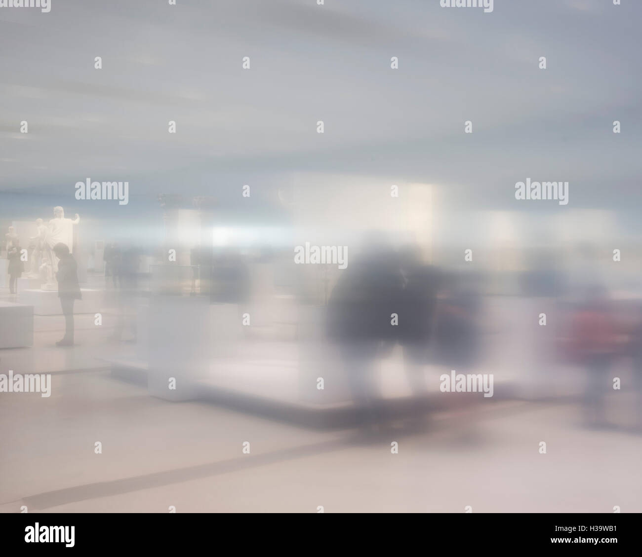 Reflection in aluminium wall hi-res stock photography and images - Alamy