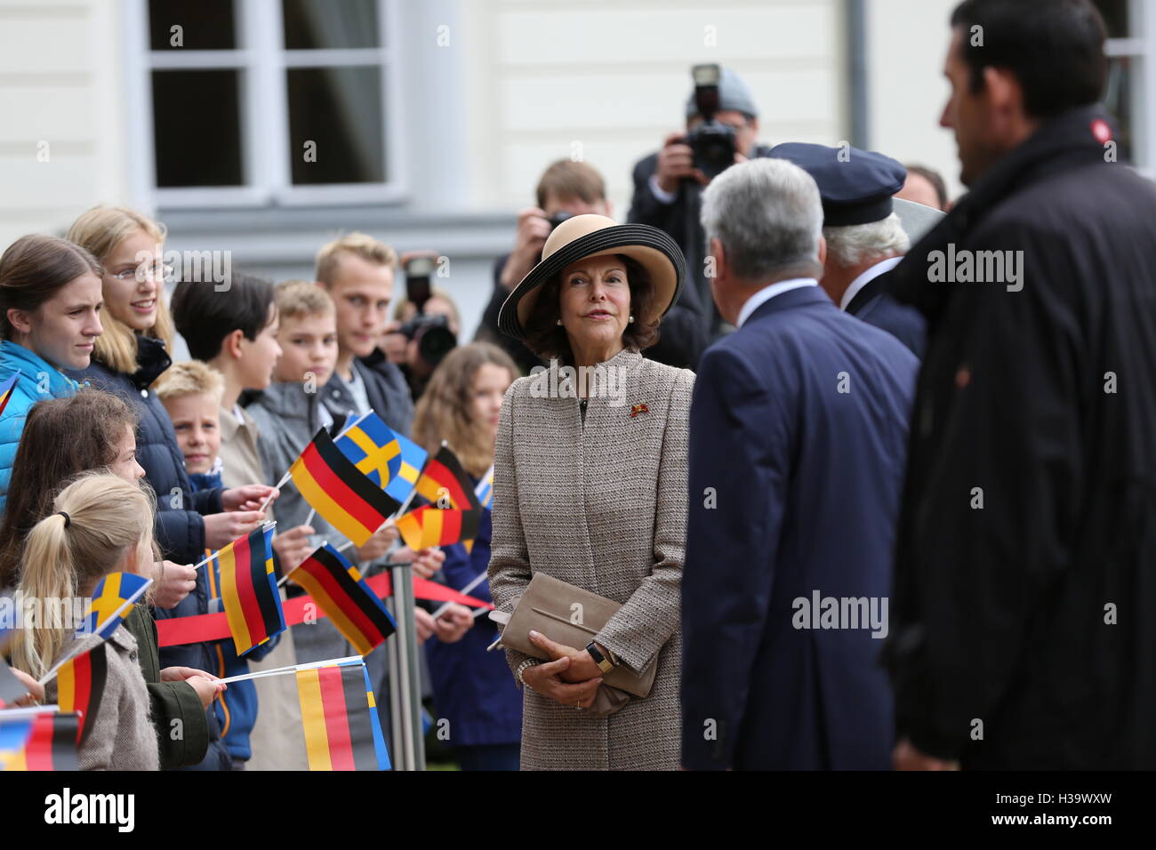 Mrs daniela schadt hi-res stock photography and images - Alamy