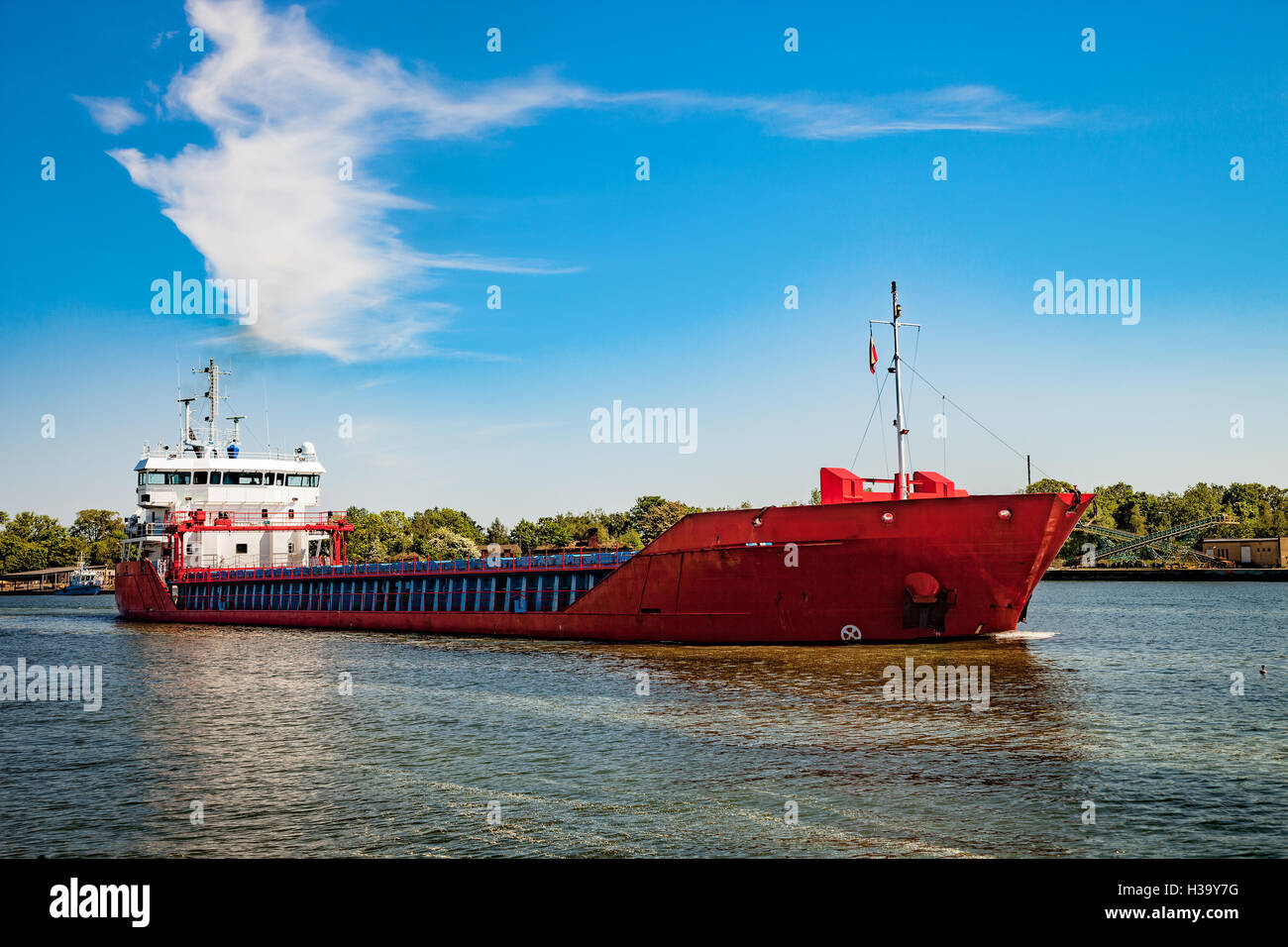 Ship entering port hi-res stock photography and images - Alamy
