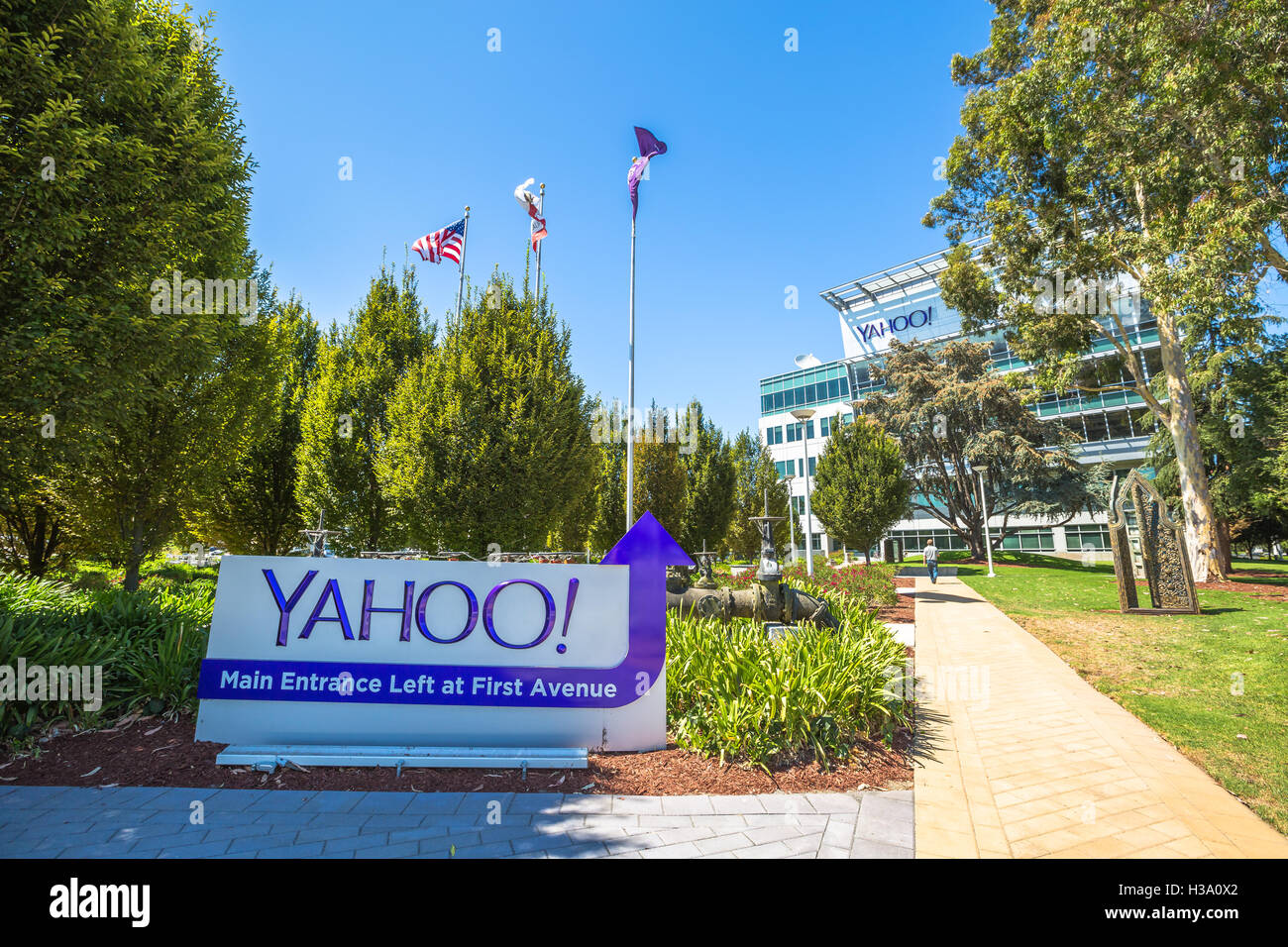 Yahoo headquarters hi-res stock photography and images - Alamy