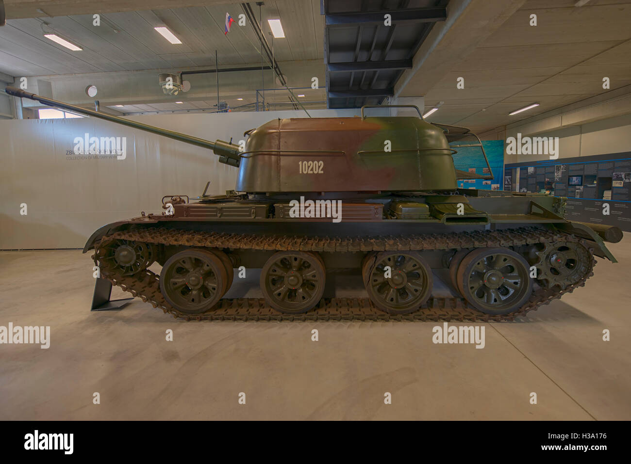 Zsu 2 s 68 hi-res stock photography and images - Alamy